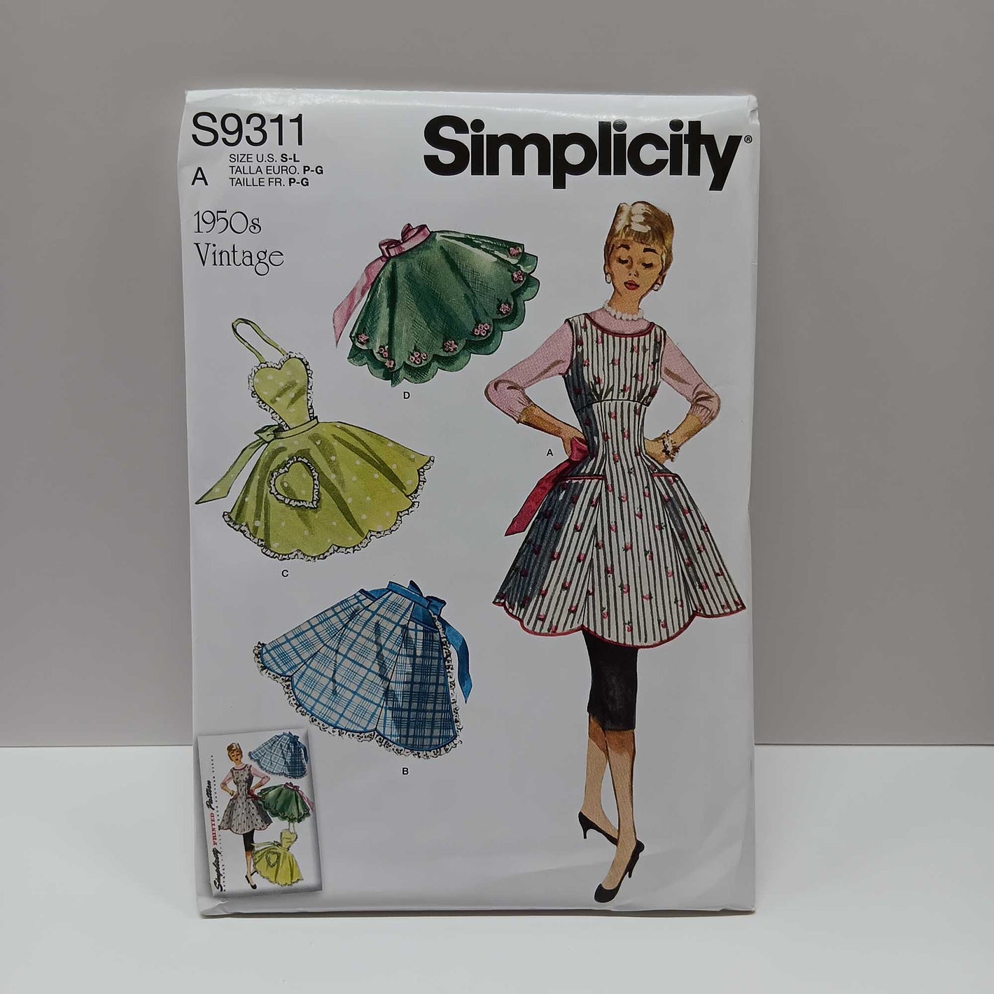 Simplicity Patterns – Curtis Fabrics